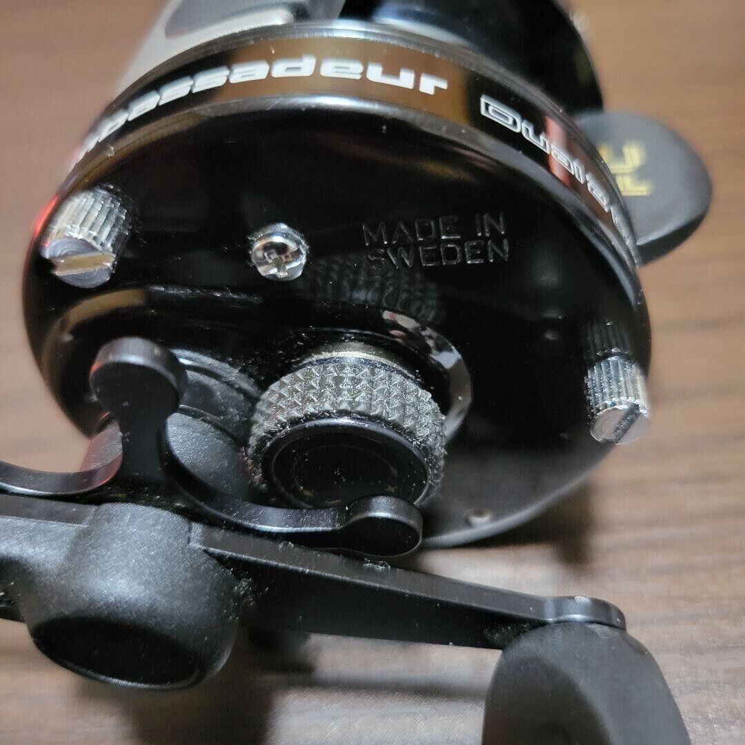 Abu Garcia Ambassadeur UC 4601C Dual2 Deal 2 Black Left Abu Garcia Ambassadeur UC 4601C Dual2 Deal 2 Black Left