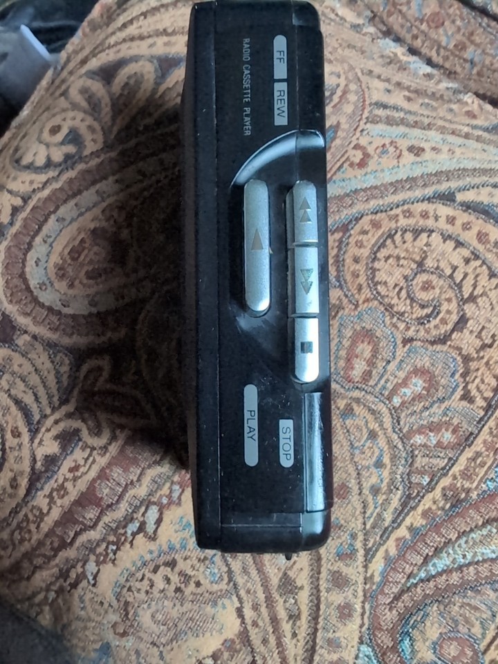 Sony Walkman Rechargeable FM/AM Radio Cassette Player WM-AF29 | eBay