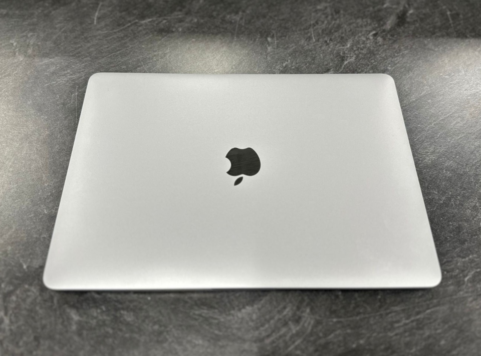 Macbook Pro A2238, Apple M1, 16GB DDR3, 256GB SSD, 2020, 13.3" | eBay