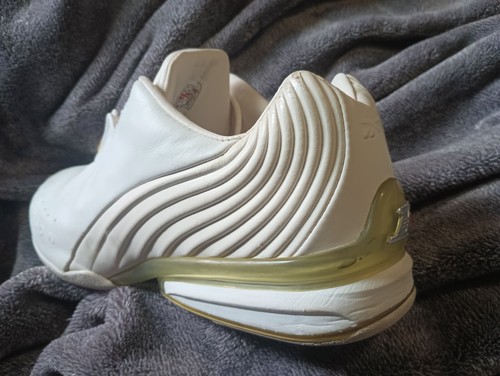 Vintage Reebok Allen Iverson I3 All White Basketball Size 11.5 90's ...
