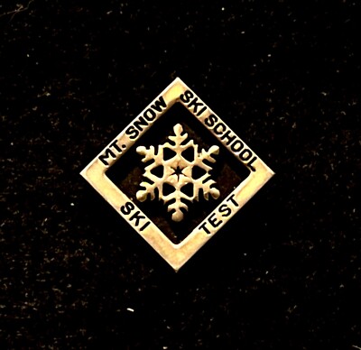 MOUNT MT SNOW Vintage Pin Ski School Test VERMONT Skiing Souvenir ...