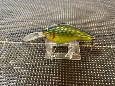 BAGLEY Chatter B III, Color CS9. Crippled Shad on Chartreuse | eBay