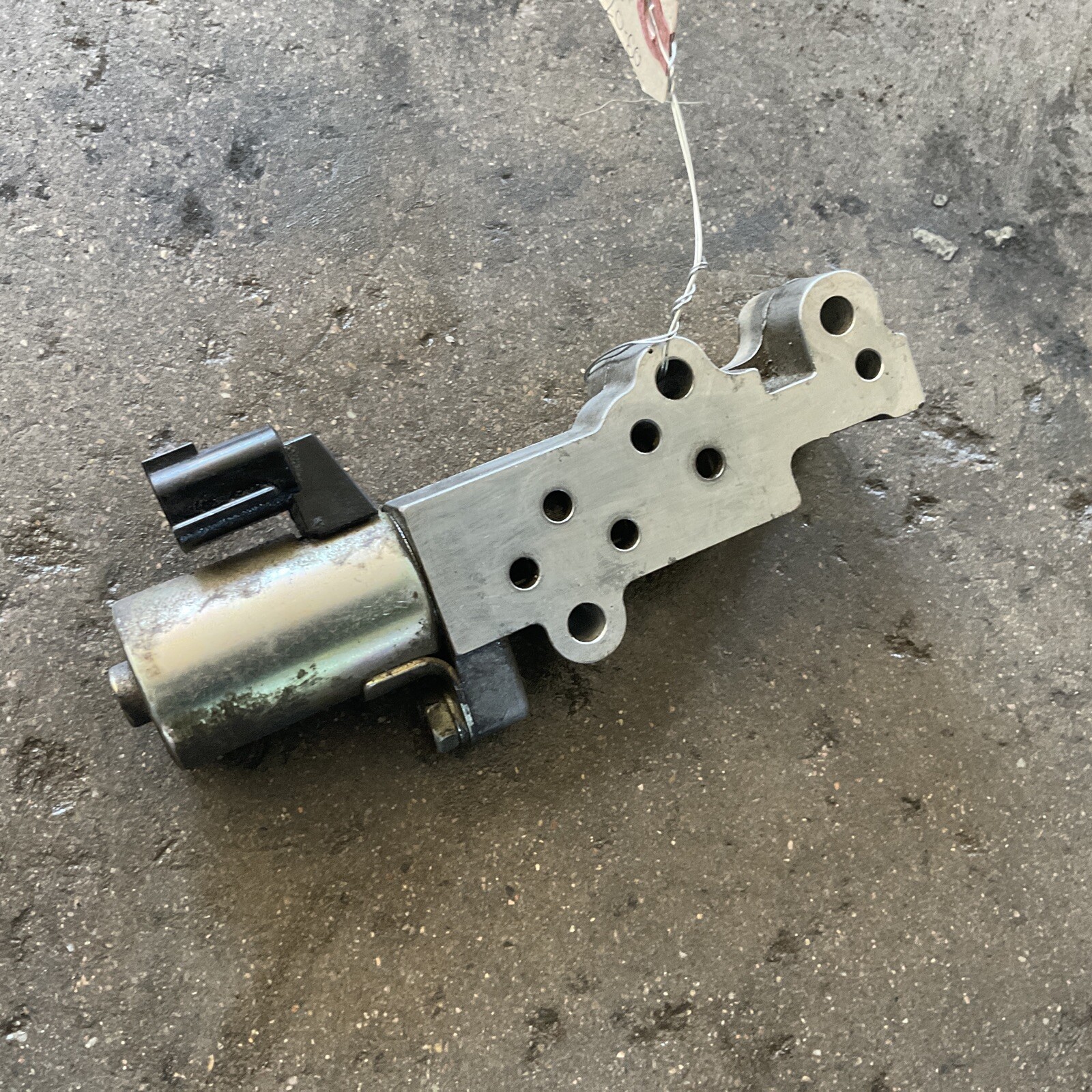 Variable Valve Timing Solenoid VVT 3.5l Vq35de RWD VIN C OEM Infiniti ...