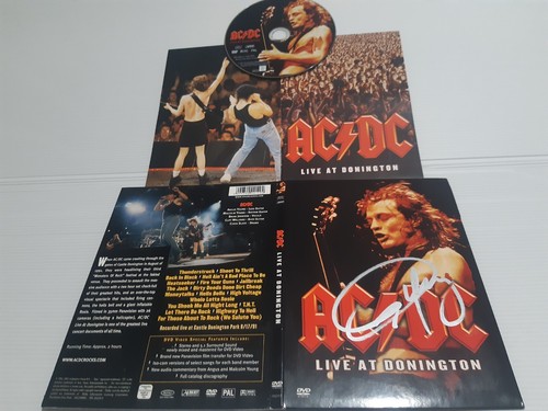AC/DC autograph LIVE AT DONINGTON ANGUS YOUNG signed live concert PARIS ...