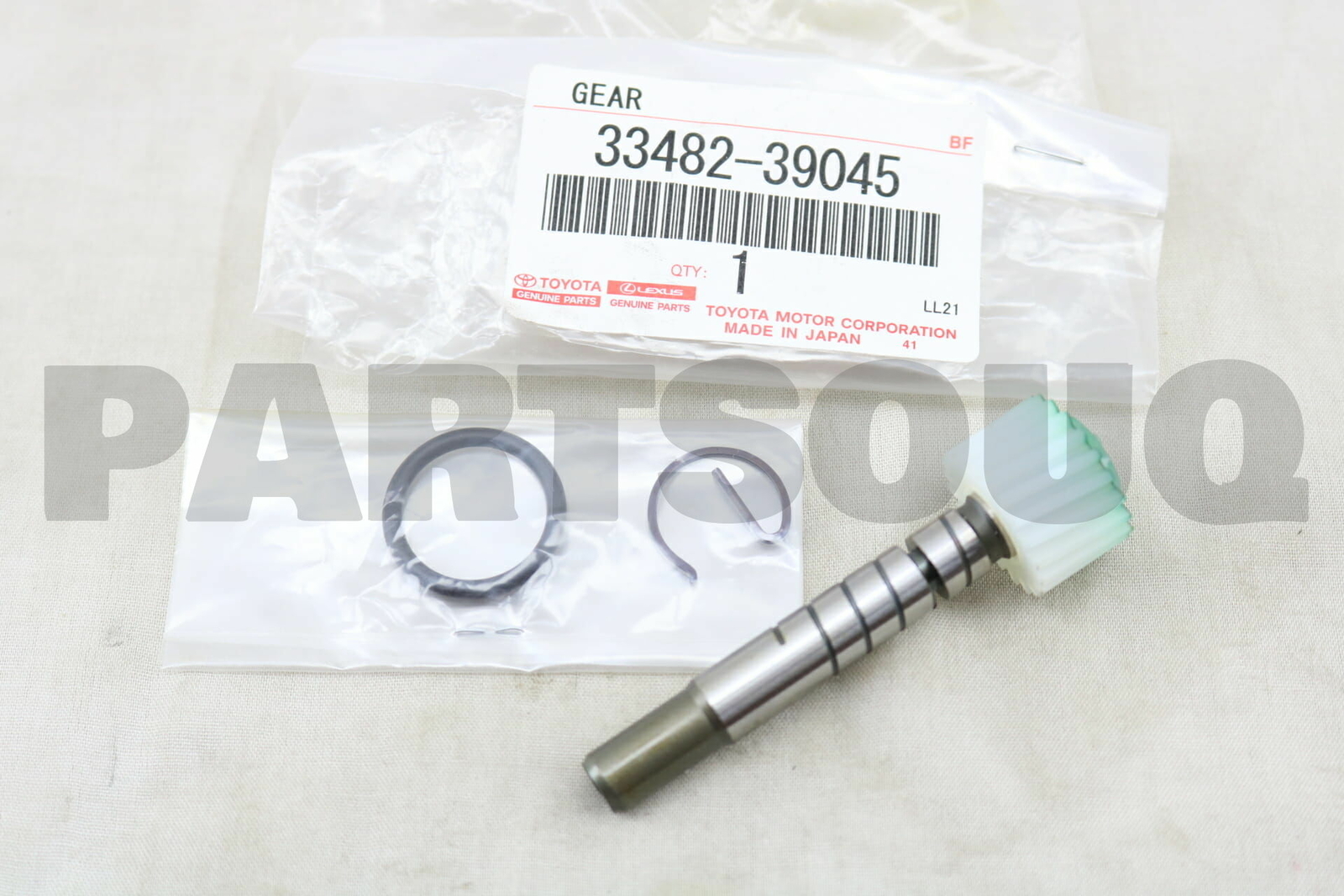 3348239045 Genuine Toyota GEAR SUB-ASSY, SPEEDOMETER DRIVEN (ATM) 33482 ...