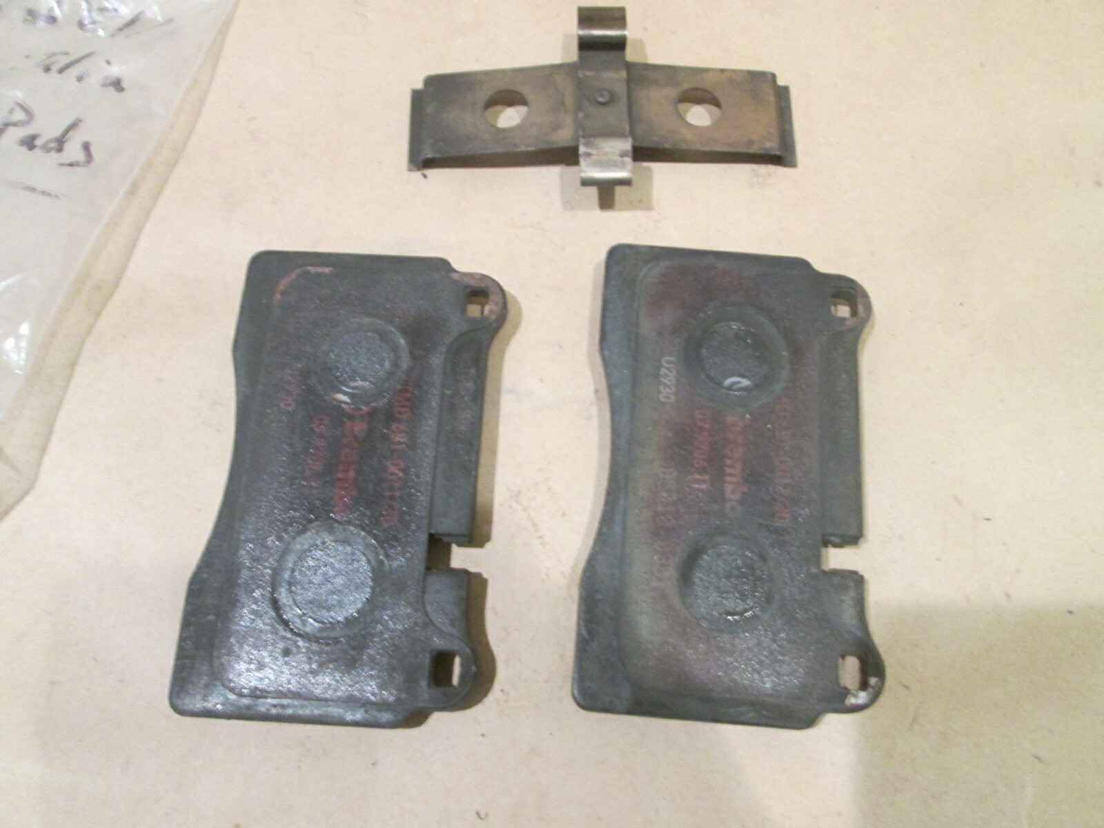 Ferrari 458 Italia - Rear Carbon Ceramic Brake Pads With Spring - P/N ...