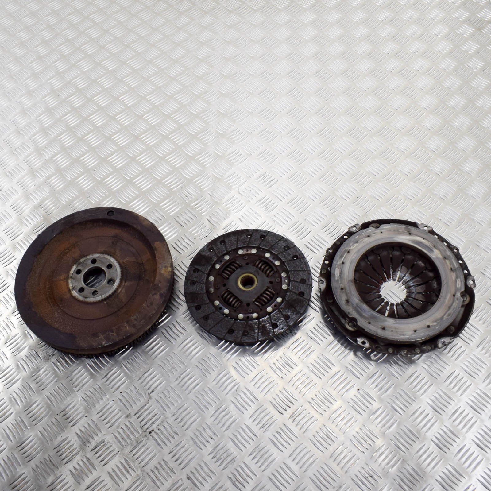 VW CADDY MK3 2K Variant 2.0 TDI Flywheel Clutch Kit 04L105273 75kw 2016 ...