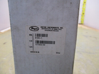 dwyer 616C-1 differential pressure transmitter 1% accuracy gauge gage ...