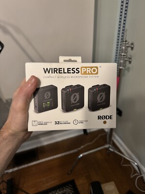Rode Wireless Pro Dual-Channel Pro Compact Wireless Microphone System ...