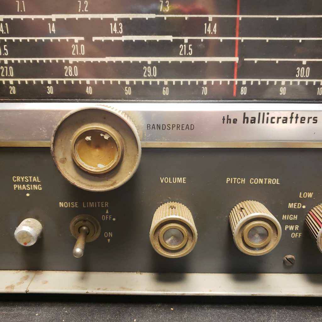 Vintage HalliCrafters SX-110 Short Wave Radio Vacuum Tube Array HAM ...