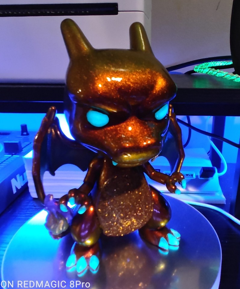 Funko Charizard 843 V Metallic Chameleon Diamond Glow Chase | eBay