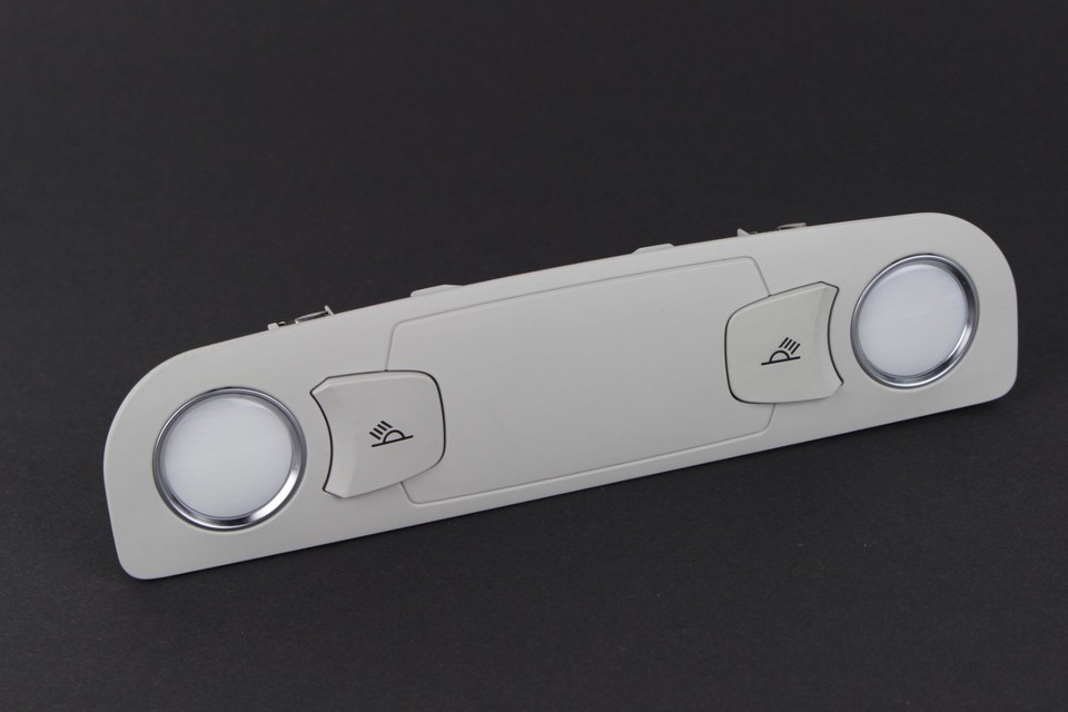 4L0947111B Genuine Audi A6 4F C6 Interior Light Rear Star Silver T64 ...