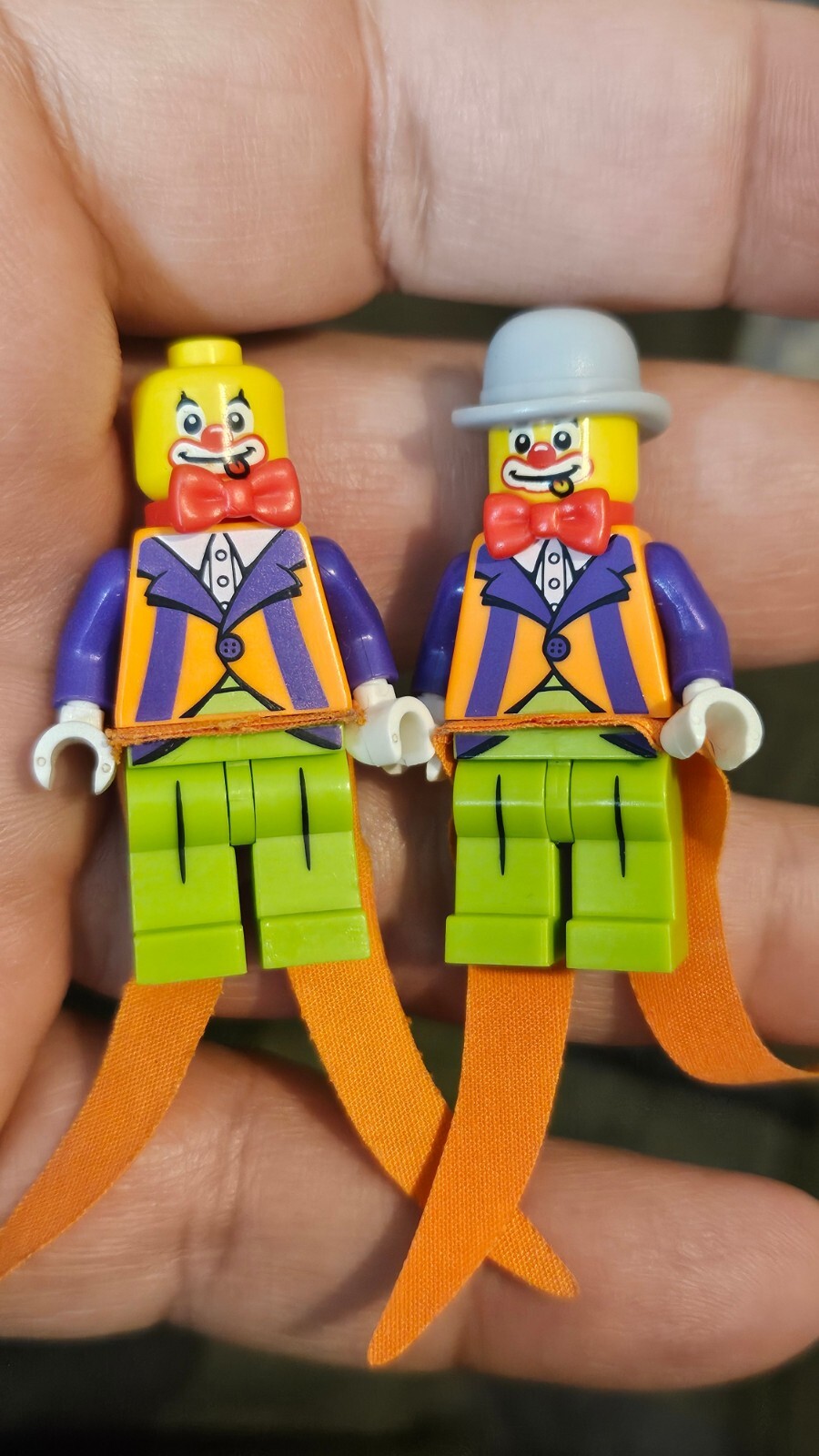 lego minifigures series 18 Party Clown 71021 Lot Of 2 Incomplete VGUC ...