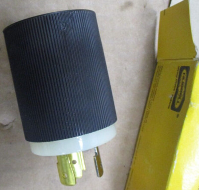 Hubbell Cat No. 2311 Plug Twist-Lock Insulgrip 2 Pole 2A 125V Lot of 3 ...