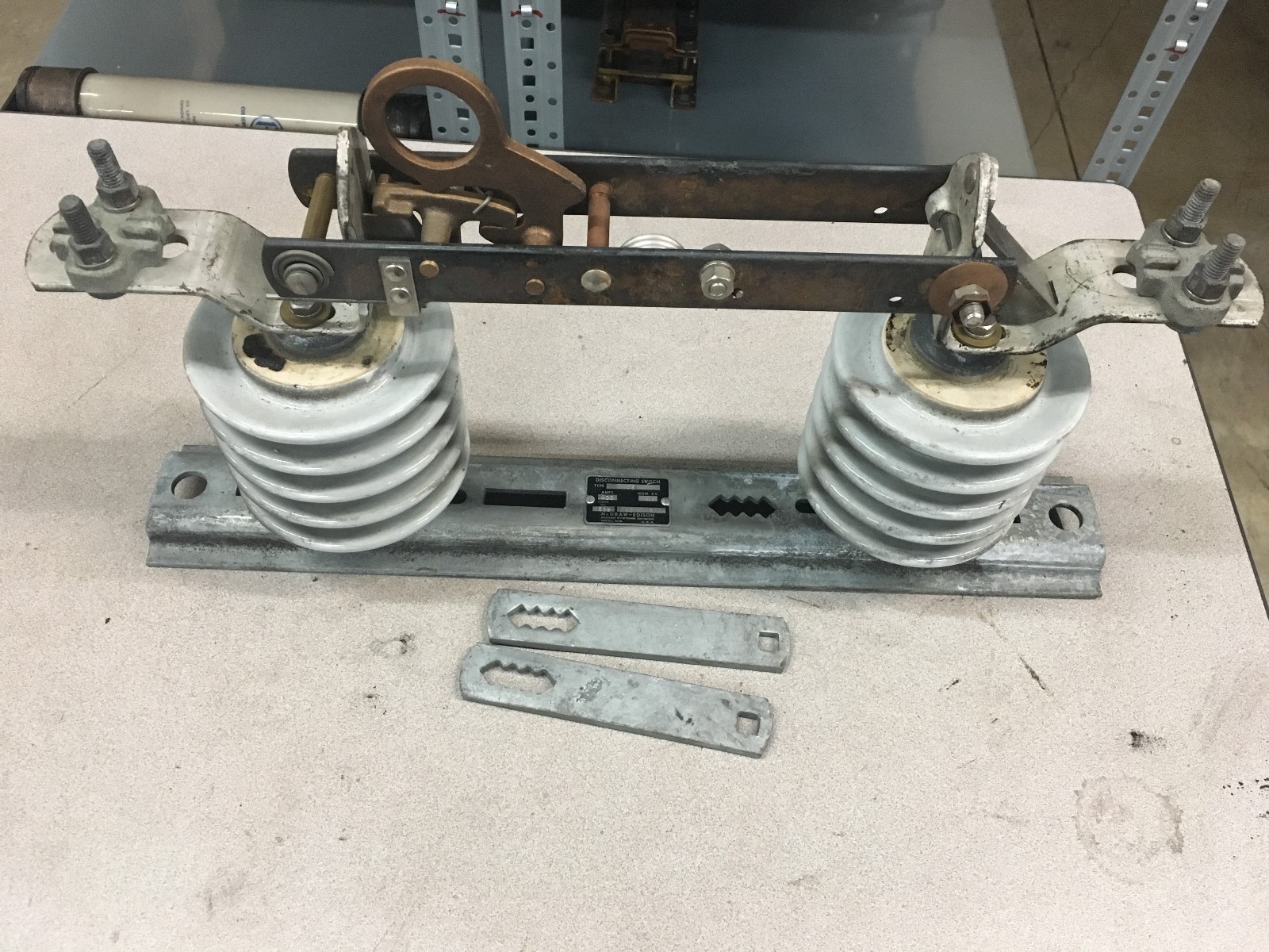 McGraw-Edison Type D2 Disconnect Switch FW15D4L for sale online | eBay