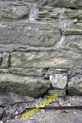 Photo 6x4 Benchmark on Higher Heights Farm Bingley/SE1139 Ordnance ...