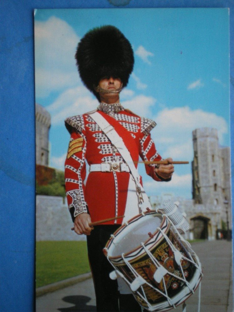 POSTCARD COLDSTREAM GUARDS - SERGEANT DRUMMER - WINDSOR CASTLE | eBay