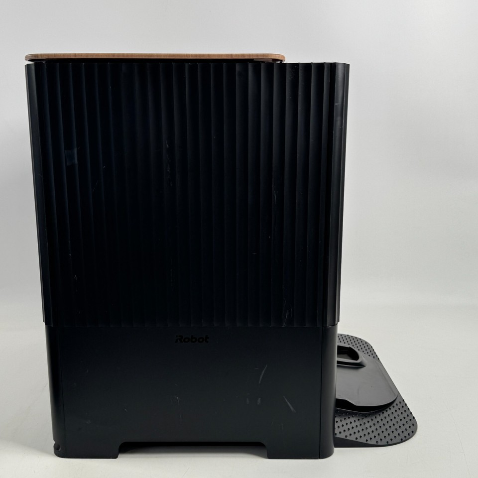 iRobot Roomba Combo j9+ Self-Emptying & Auto-Fill Robot Vacuum & Mop ...