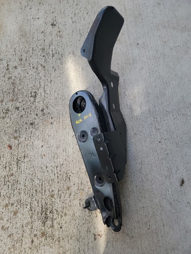 2014-2022 Infiniti Q50 OEM Left Rear Lower Subframe Bracket | eBay