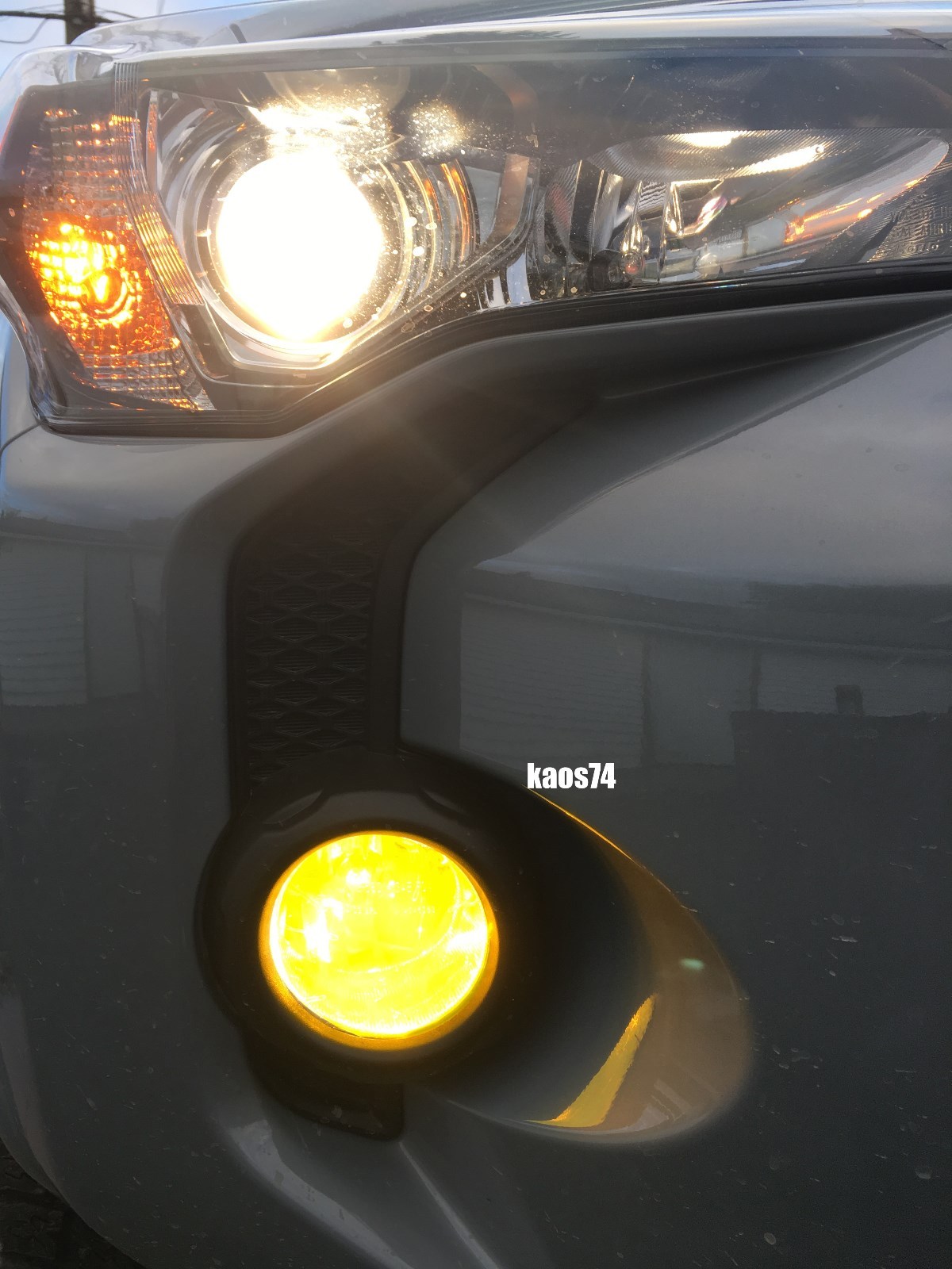 Toyota 4Runner Yellow Fog Light Film 14 15 16 17 18 19 20 21 22 23 24 ...