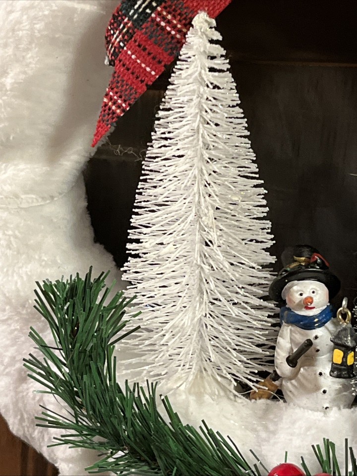 Wrapped 10" Foam Christmas Door Wreath Snowman Bottle Brush Trees ...