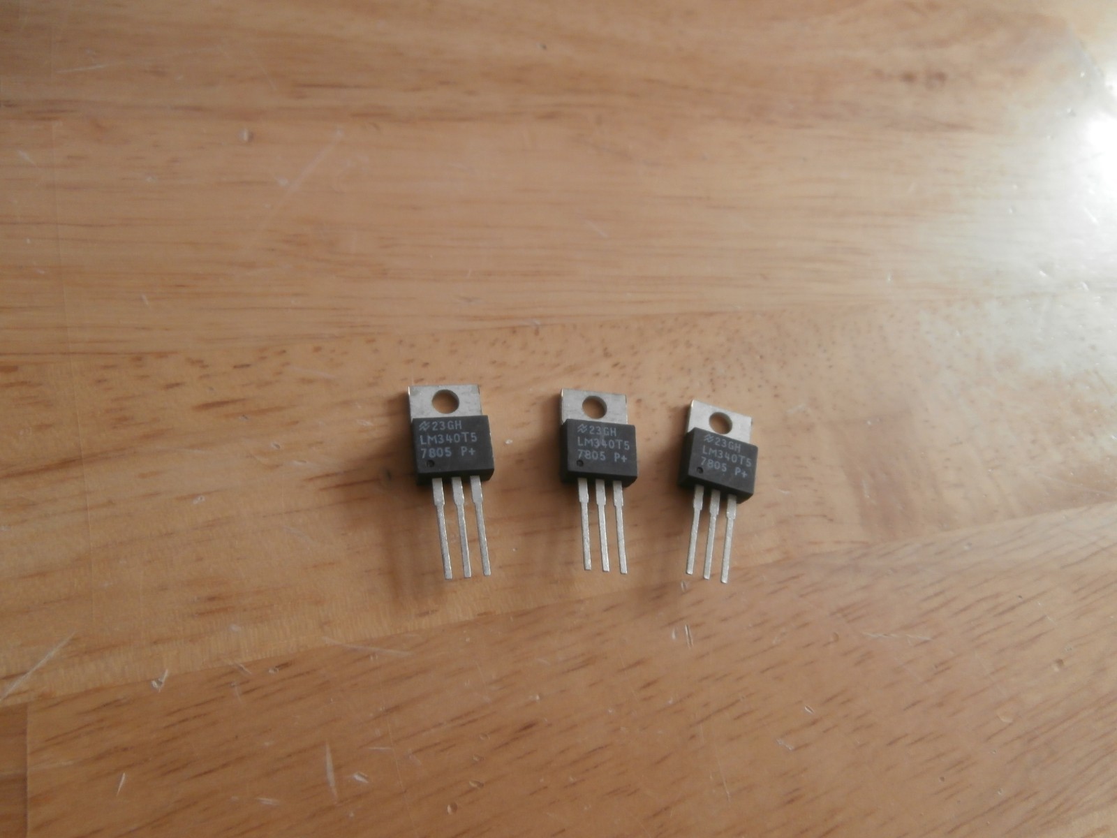 LOT/3 LM340T5 7805 National Semi 5Volt POS 1 AMP Voltage Regulator ...