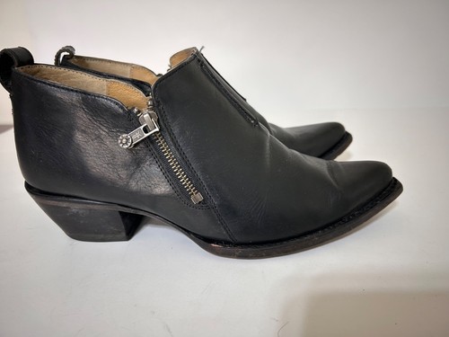 Frye Women's size 10 Sacha Black Leather Zip Moto Shootie Western Ankle ...