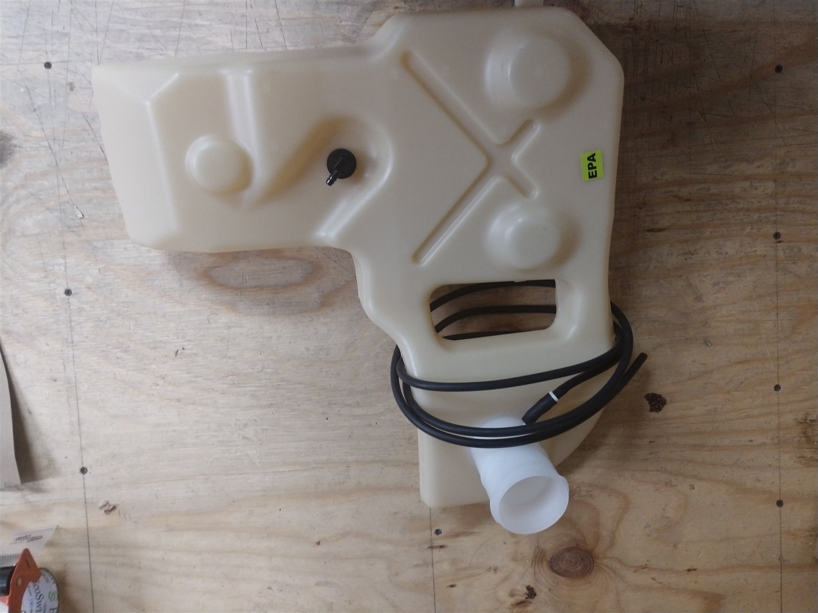 Genuine AYP SEARS HUSQVARNA TANK.ASSY.3.GAL.EPA Part# 532438080 ...