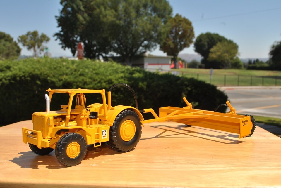 CUSTOM CATERPILLAR CCM 660 w/BeeGee | eBay