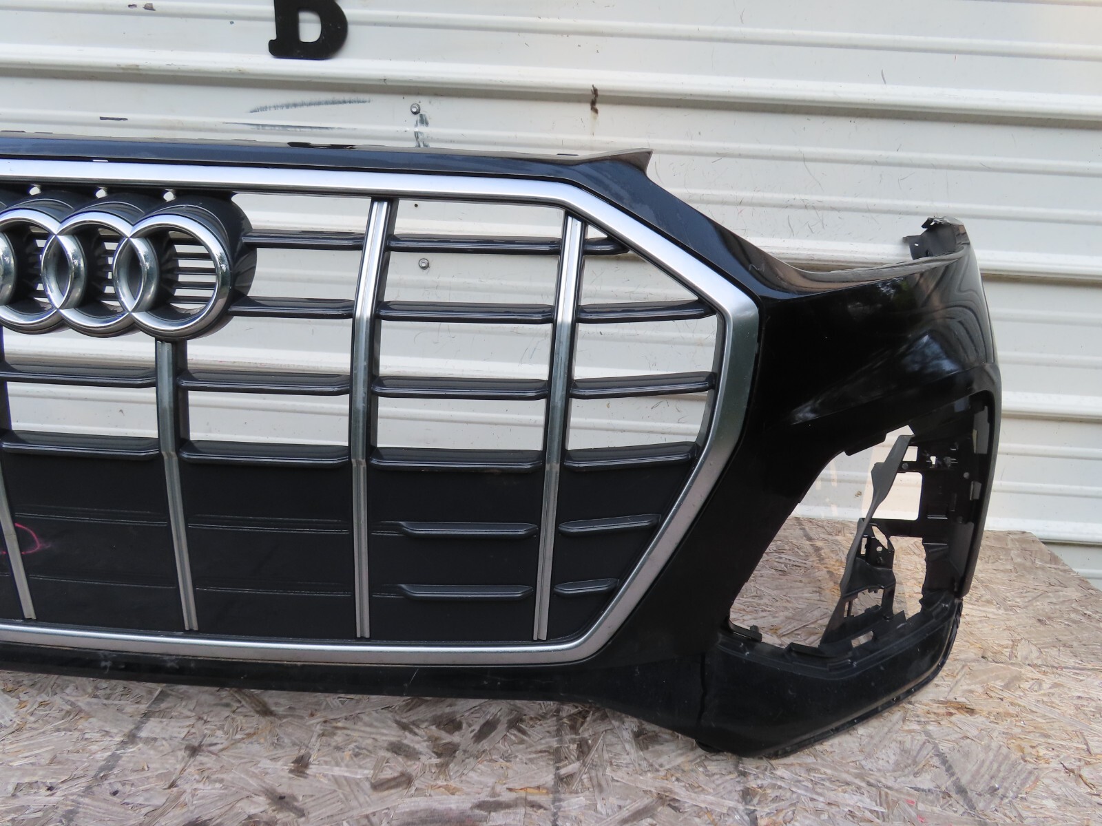 Audi A7 Front Bumper Assembly OEM 4g8 807 437 for sale online | eBay