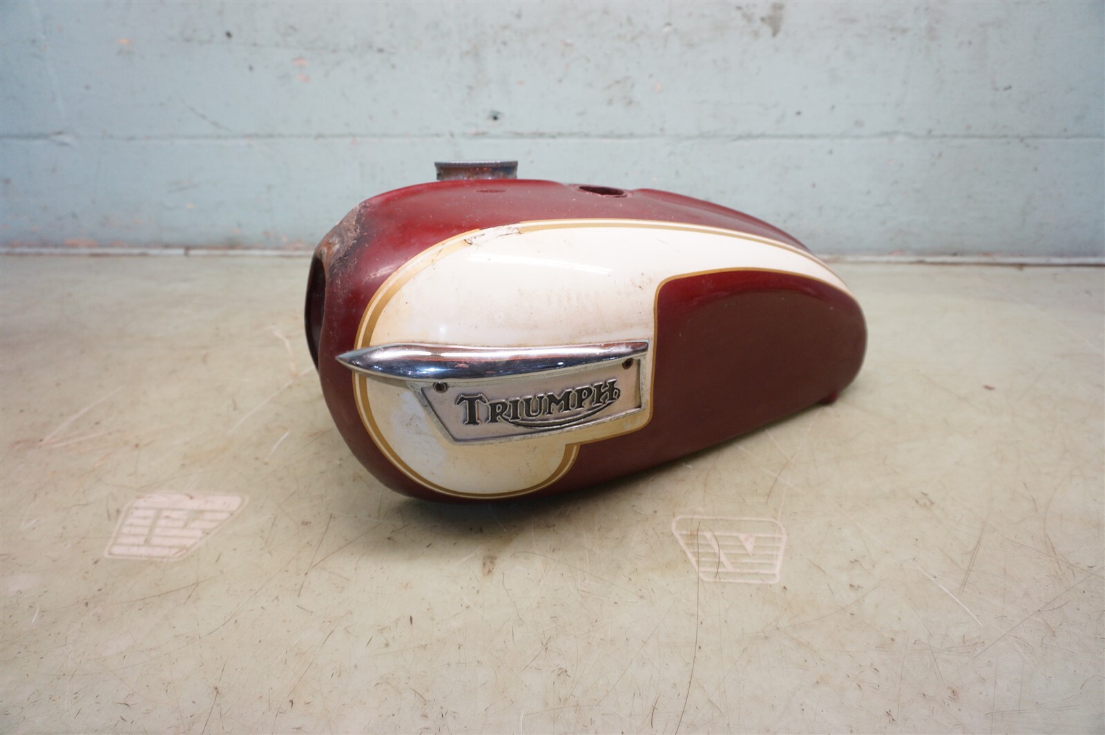 Triumph T140V Bonneville 750 Fuel Gas Petrol Tank OIF TR7 Tiger *2700 ...