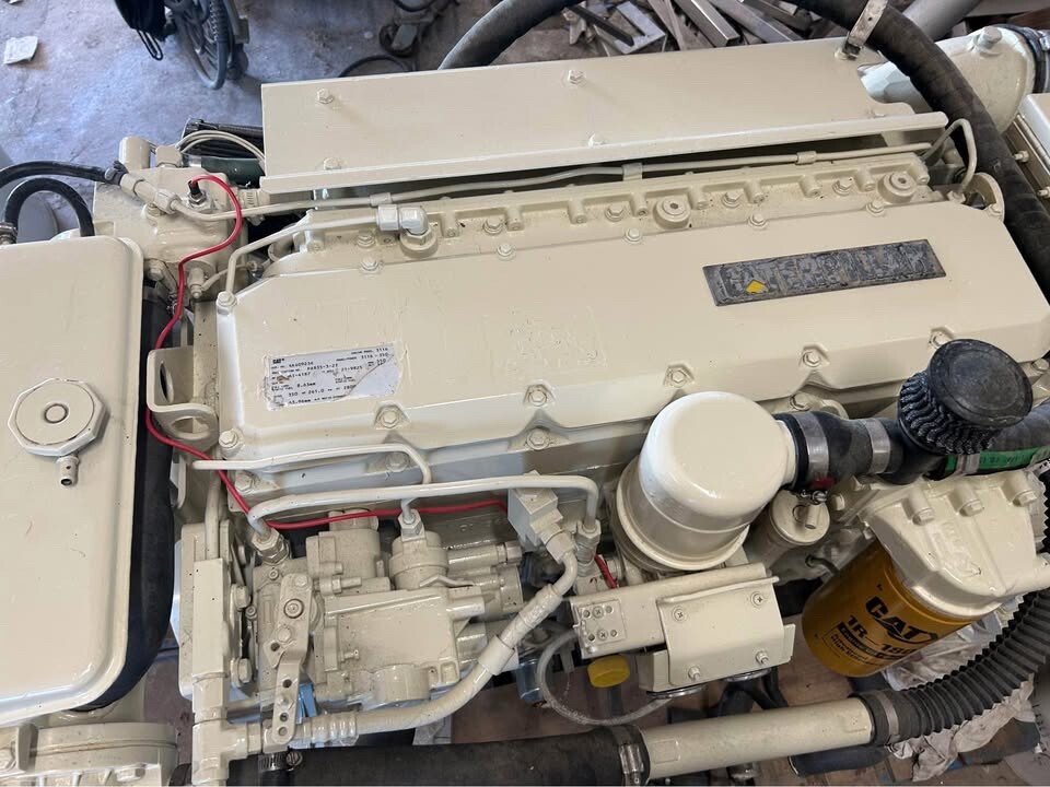 Caterpillar CAT 3116 350 HP MARINE DIESEL ENGINE ZF 220A 1.533 | eBay