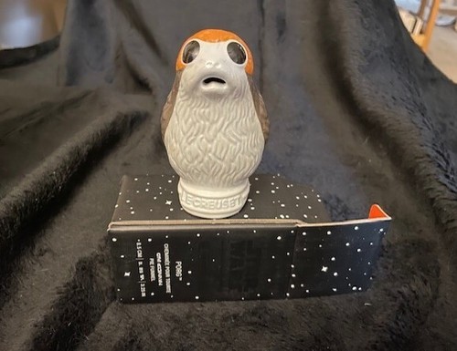 Le Creuset Star Wars Stoneware Pie Bird Porg Funnel, never used ...