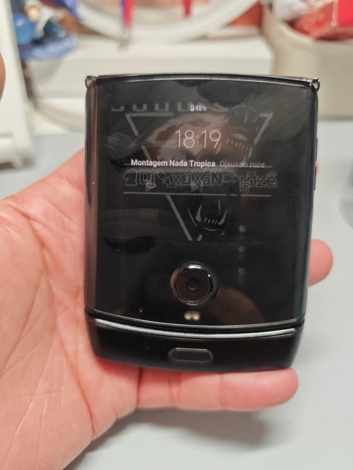 Motorola Razr XT2000 2019 Black/Gold 128GB Unlocked Flip Phone GOOD | eBay