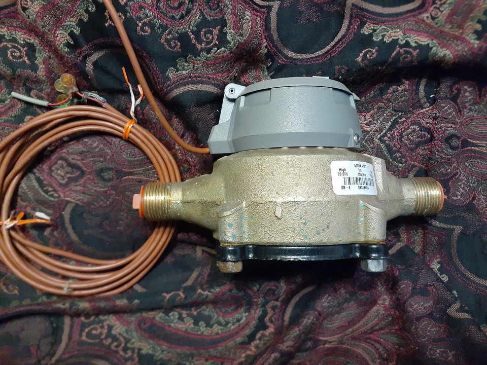 Badger Model 25 Water Meter. NSF-61 Lead Free, HR-E LCD Cu. Ft. W/End ...