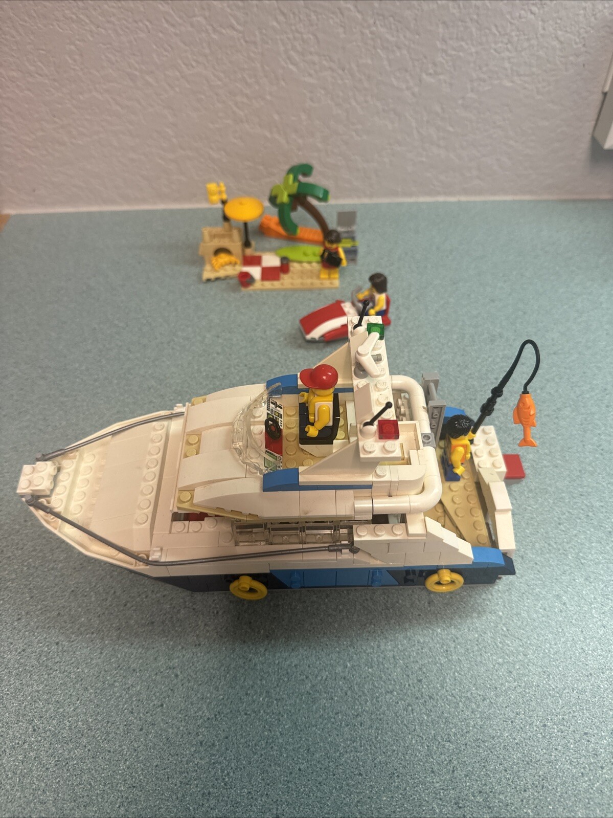 LEGO CREATOR 31083 Cruising Adventures Boat and Beach | eBay