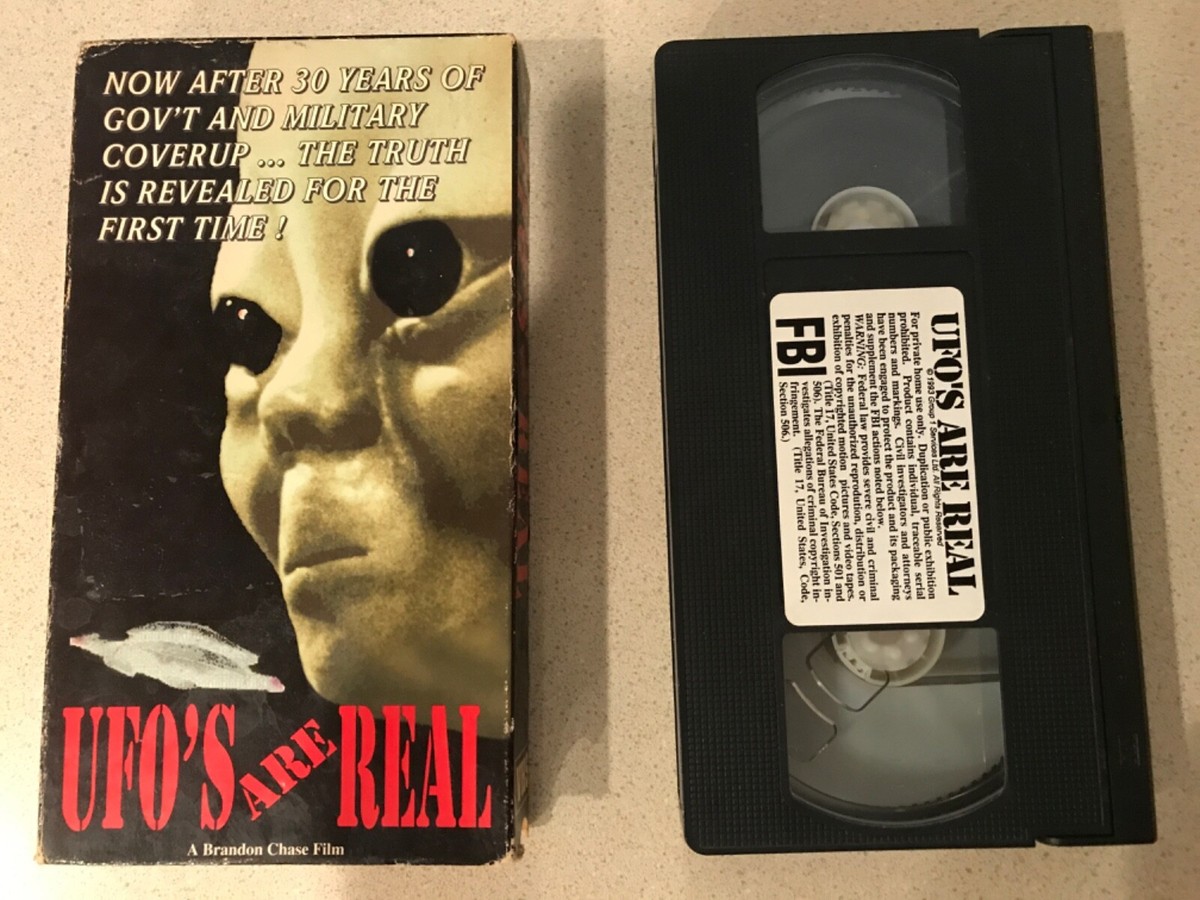 Ufos Are Real Aliens Are Real | UFOm | Moon Glyph