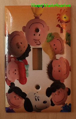Peanuts Snoopy Charlie & Friend Light Switch Outlet Wall Cover Plate ...