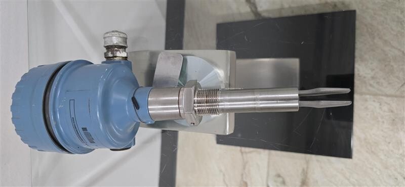 Emerson Rosemount 2130 Explosion Proof Vibrating Fork Level Switch -35 ...