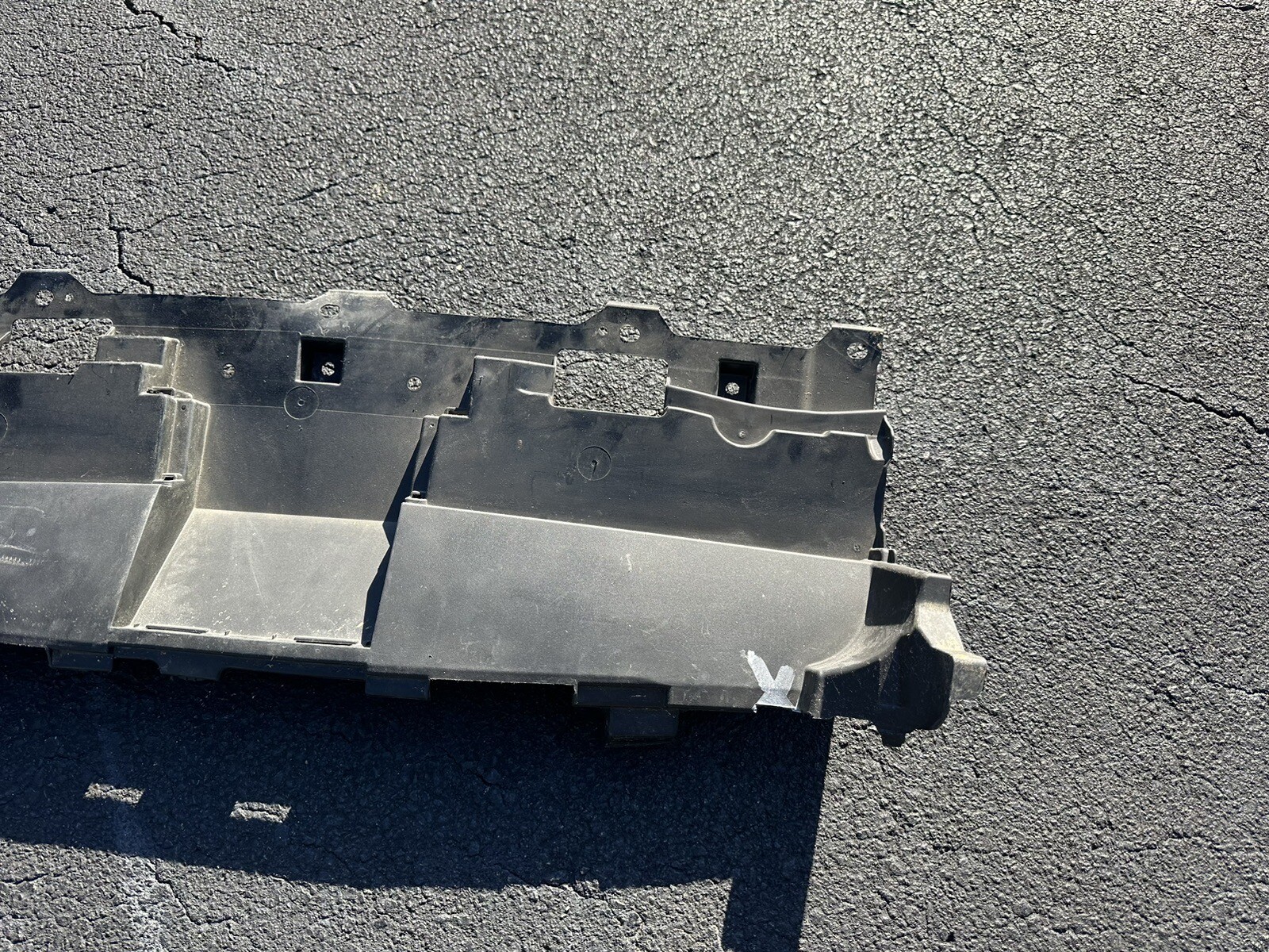 2021 Honda Accord Sport front bumper lower induction plate 71316-TVA-F0 ...