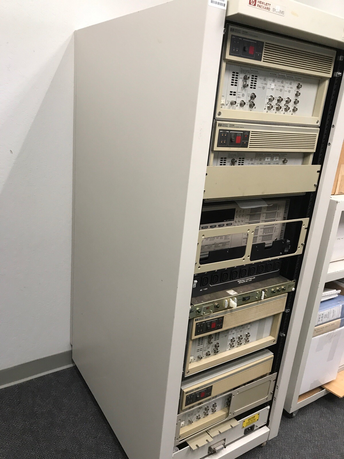 HP 4062 Process Control System With 4x HP 4142B And 1X Keithley 7002 ...