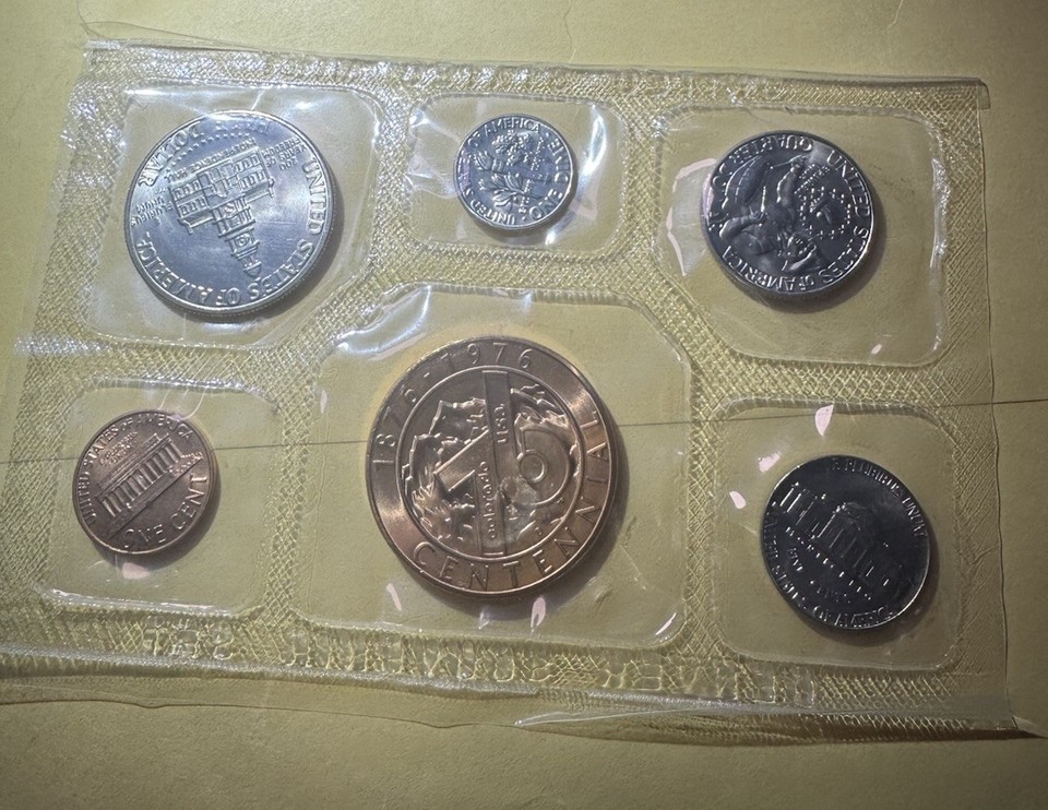 1976 Uncirculated U.S. Mint Proof Set (D Mint Mark) | eBay