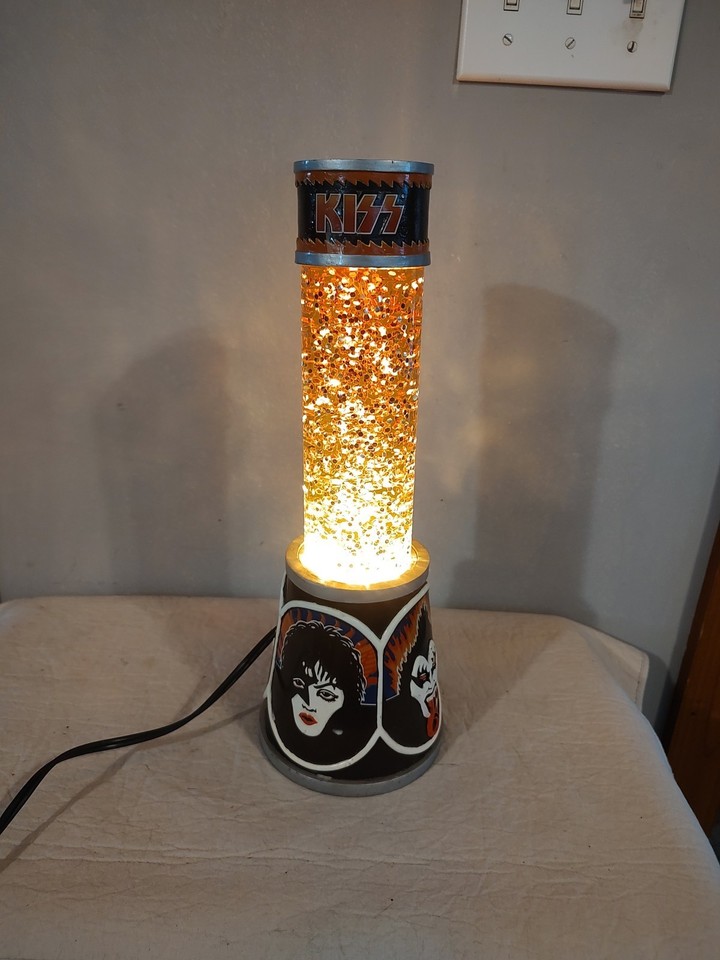 Kiss Glitter Lamp Featuring Faces Of Band Members Around The Bottom ...