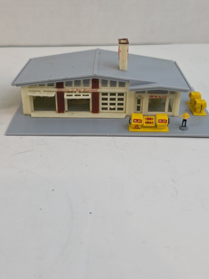 Bachmann 7404 N Scale Shell Service Station W/The Faller 110091 Wayside ...