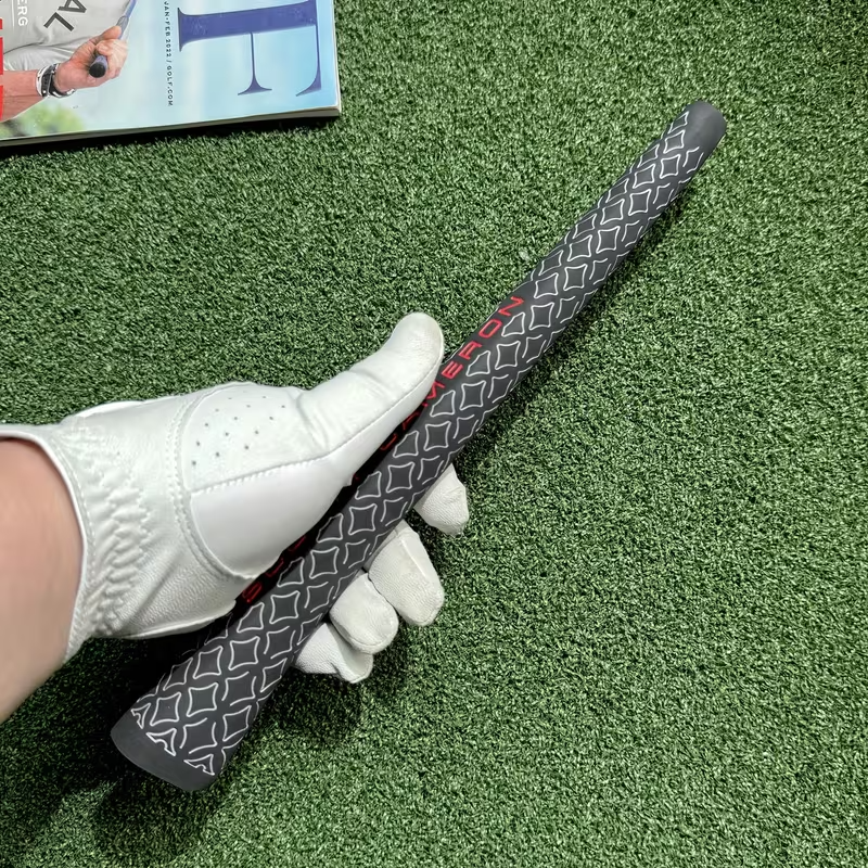 Scotty Cameron Pistolero Plus Putter Grip - Black/Red - Midsize | eBay