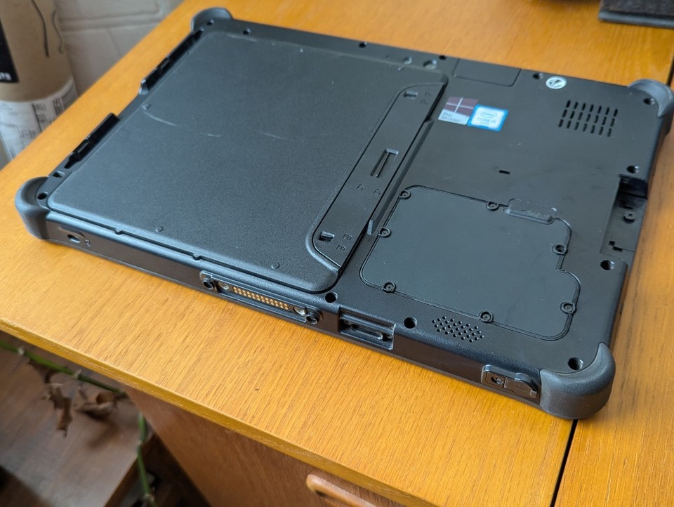 Getac F110 G3 Rugged Tablet Computer i5-6200U 4GB 128GB Wi-Fi LTE GPS ...