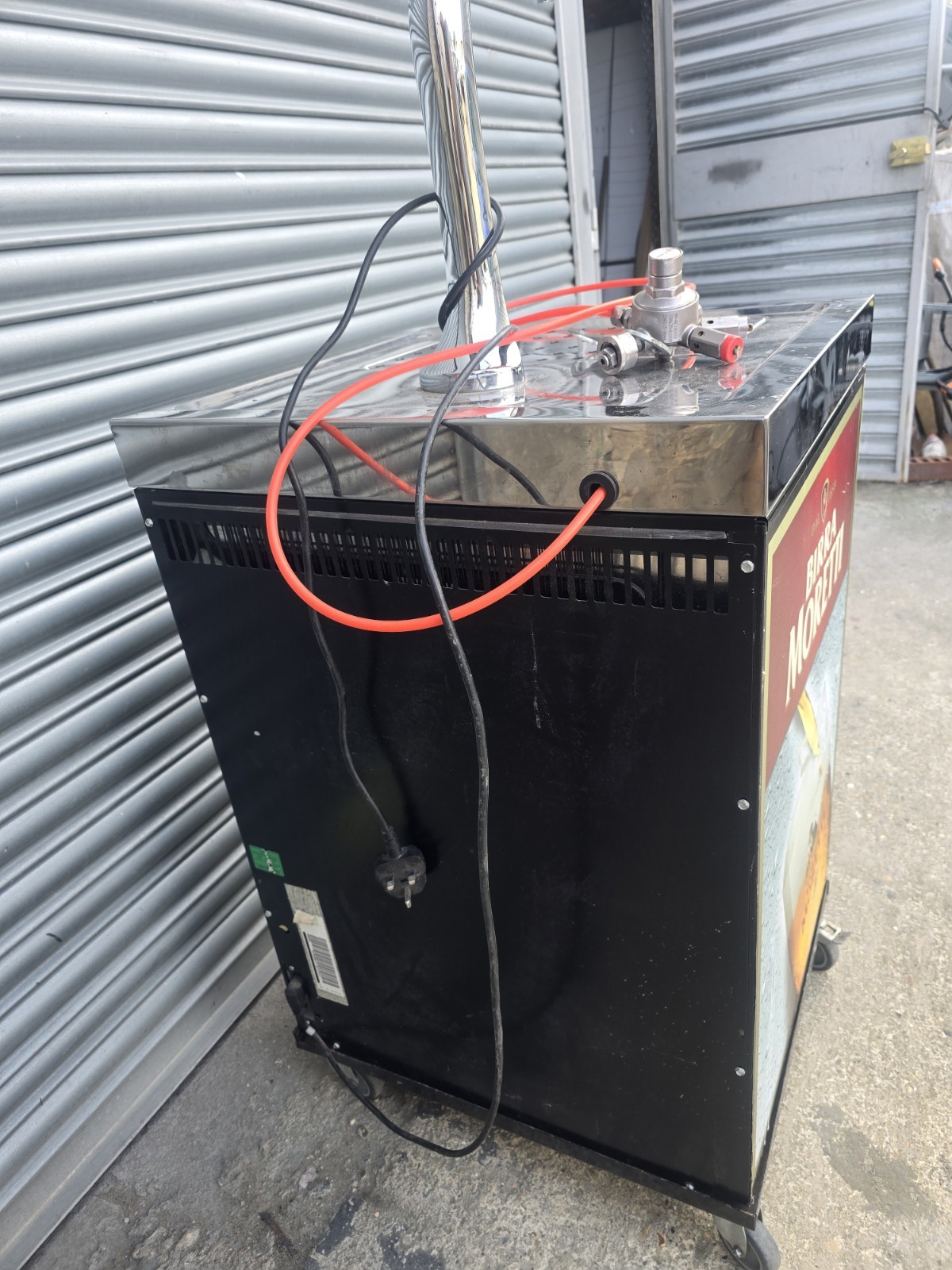 Birra Moretti Brewlock beer dispenser - With gas bottle And line | eBay UK