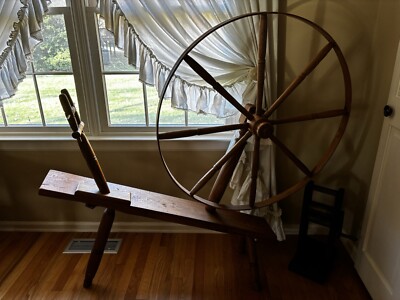 Antique Spinning Walking Wheel Primitive Early Yarn Winder Flax Wheel ...