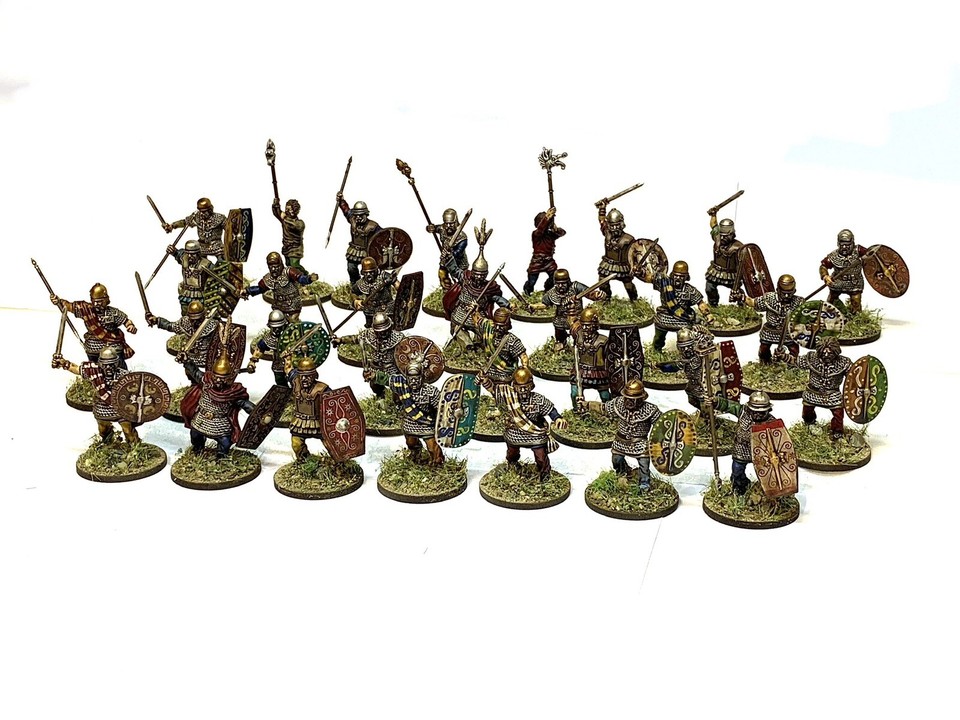 ARMOURED GALLIC CELTIC INFANTRY 30 28mm painted historical ANCIENT hail ...