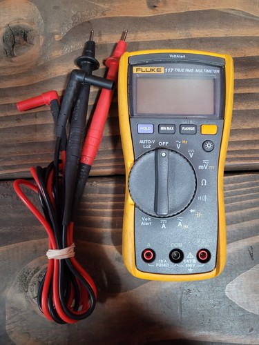 Fluke 117 True RMS Multimeter* | eBay